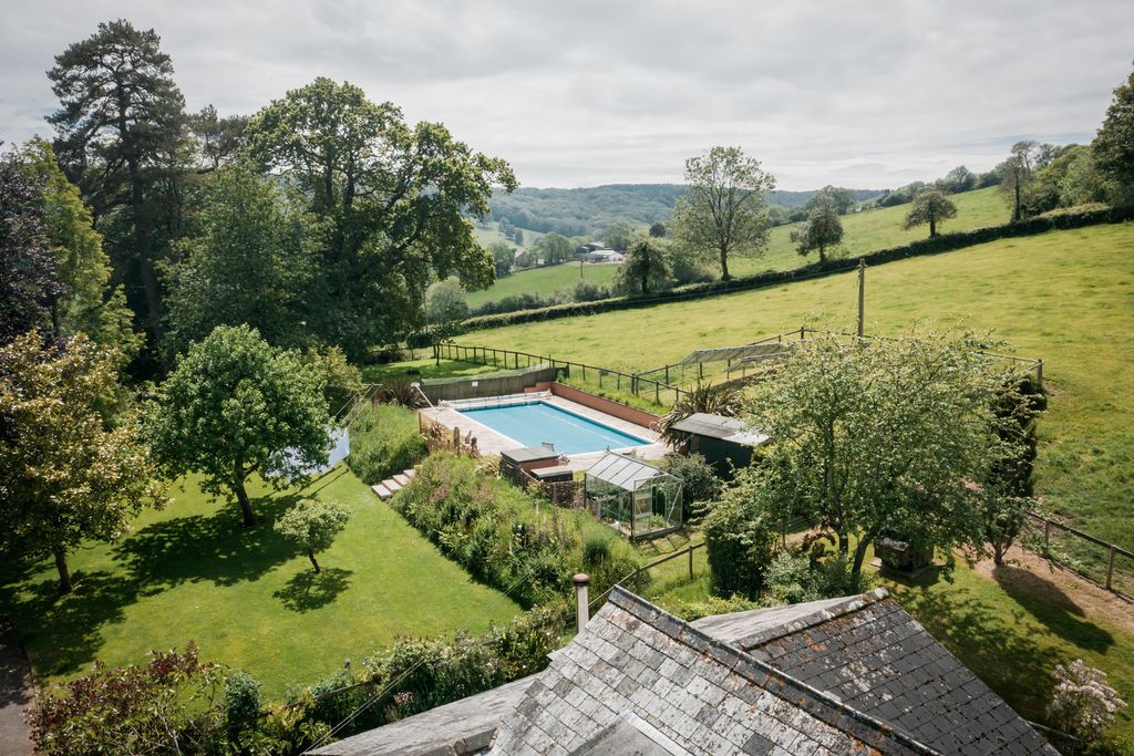 Glebe House - Sawday's