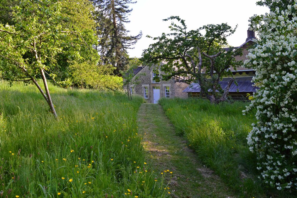 Holmwood Coach House - Sawday's