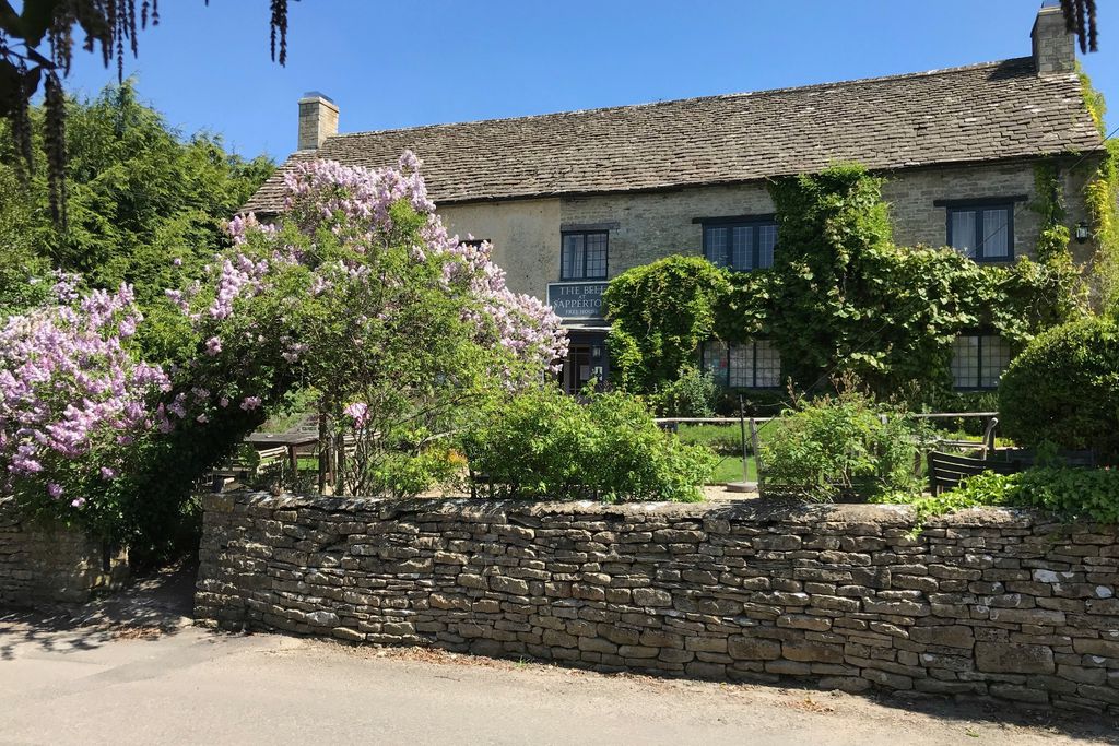 The Bell at Sapperton - Sawday's