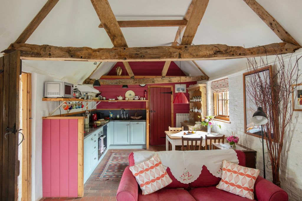 The Dairy at Streat Place Barn - Sawday's