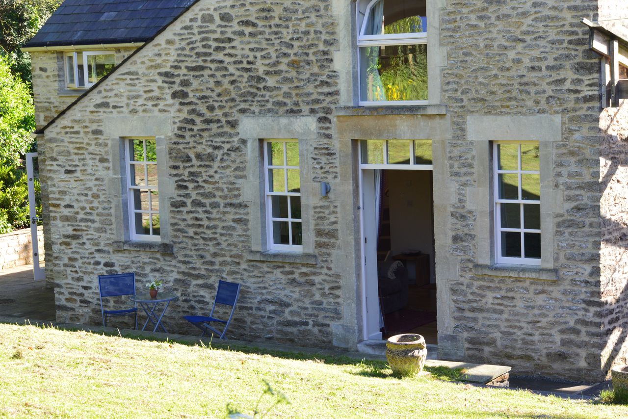 Holmwood Coach House - Sawday's