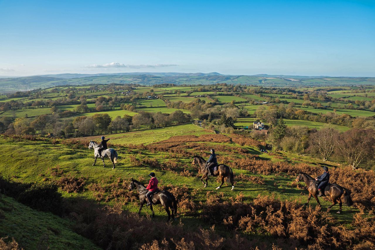 Cottages and places to stay in Britain | Britain