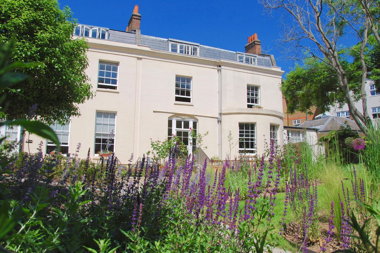 Temple Lodge Club - Sawday's