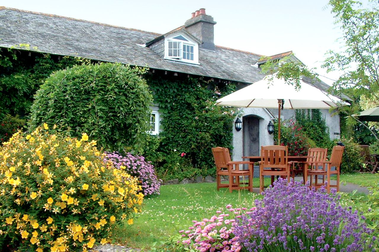 Stackpole Inn - Sawday's