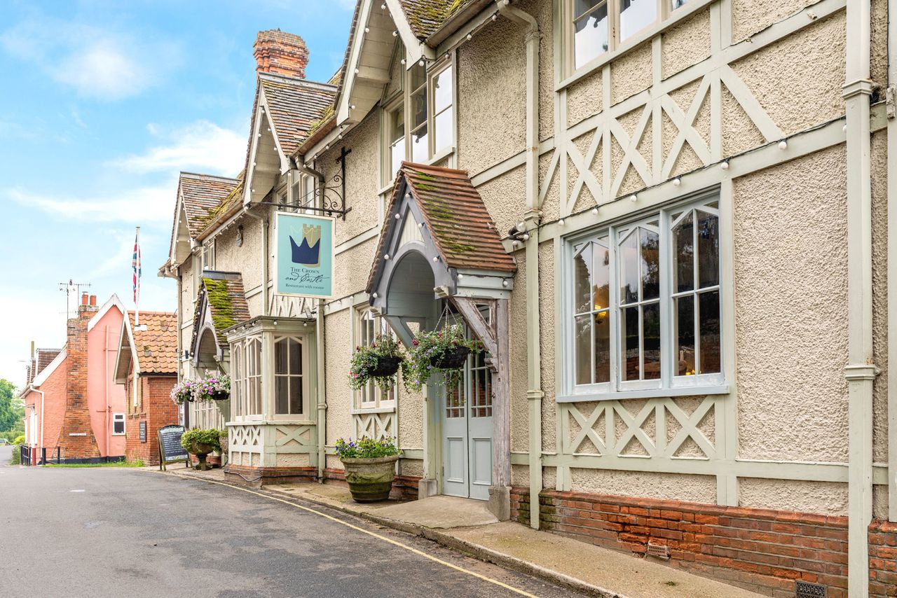 The Crown & Castle - Sawday's