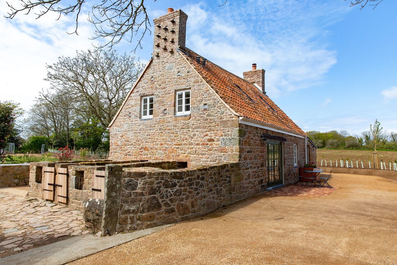 Morel Farm Bakehouse - Sawday's