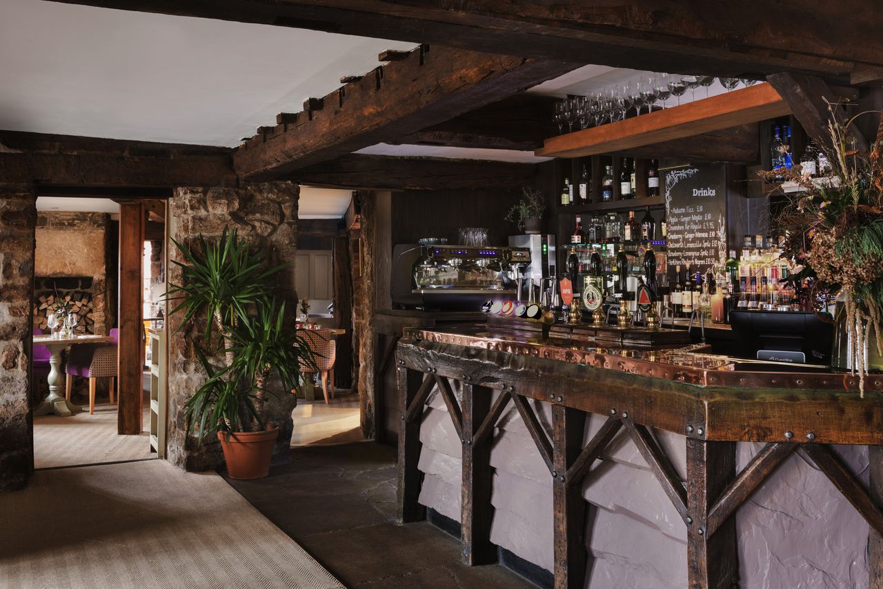 The Beeley Inn - Sawday's