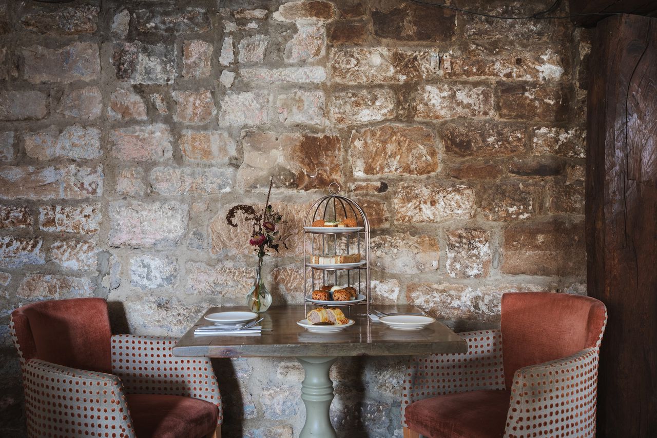 The Beeley Inn - Sawday's