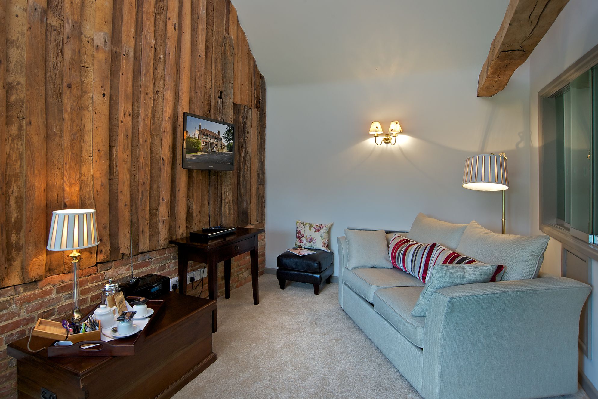 Halfway Bridge Inn - Sawday's