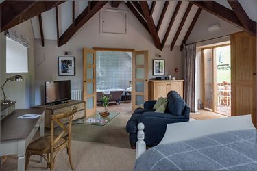 Tudor Farmhouse Hotel - Sawday's