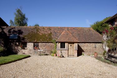 The Dairy at Streat Place Barn - Sawday's