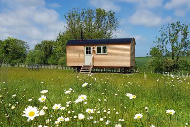 The Fuffins at Hunting Hall - Sawday's