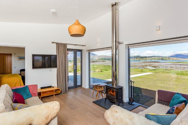 Cottages in Isle of Skye and special places to stay | Sawday's