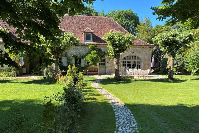 Gîtes in France with pools | Special places to stay | Sawday's