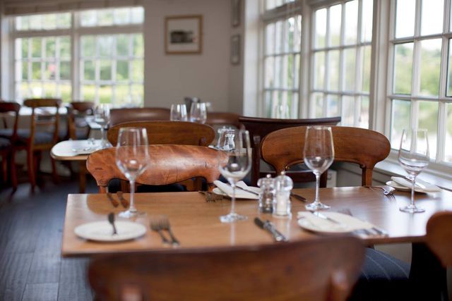 The Bridge Inn at Ratho - Sawday's