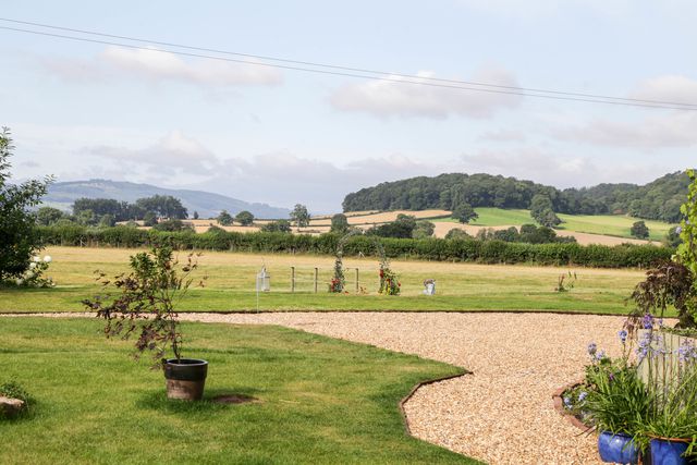 Crow Leasow Farm - Sawday's