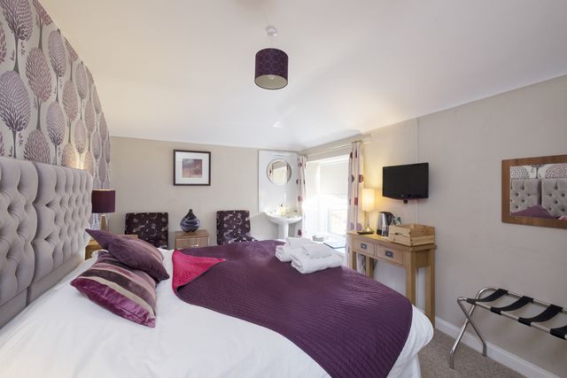 The Allanton Inn - Sawday's