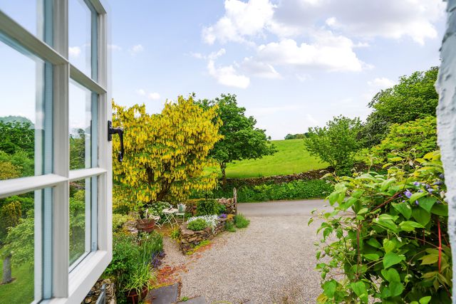 Crumble Cottage - Sawday's